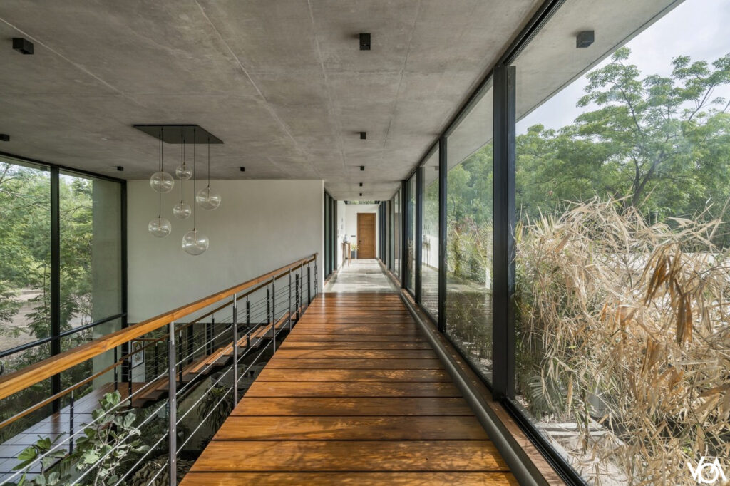 Minimal, Sleek, And Earthy Design For The Kalrav Villa In Ahmedabad ...