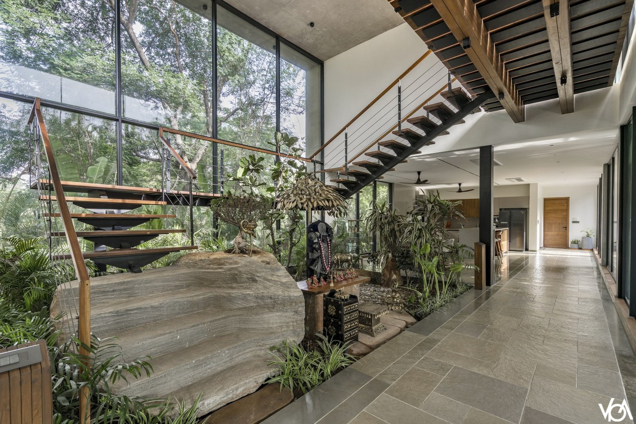 Minimal, Sleek, And Earthy Design For The Kalrav Villa In Ahmedabad ...