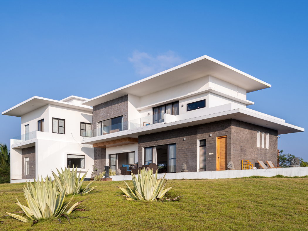 A Sprawling 2 Acre Property that is a Perfect Setting to a Getaway ...