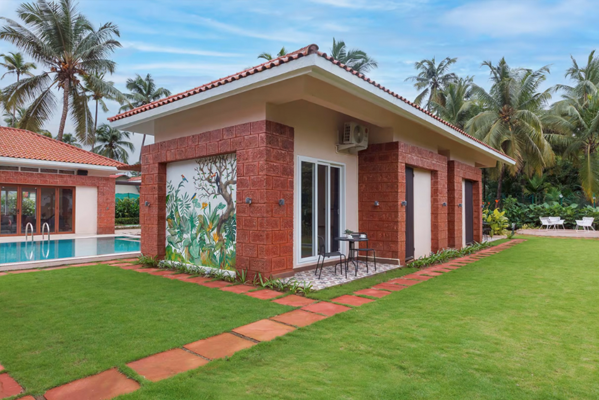 An Unconventional Design Where the Structure is Drawn-Out all Over the ...