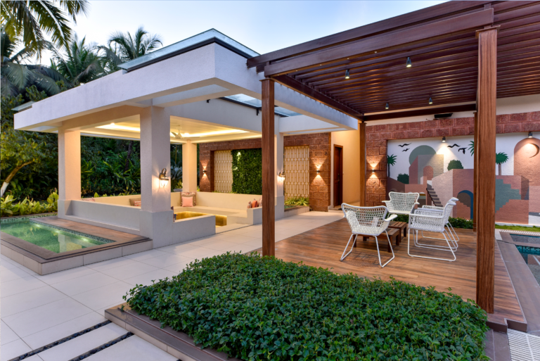 An Unconventional Design Where the Structure is Drawn-Out all Over the ...