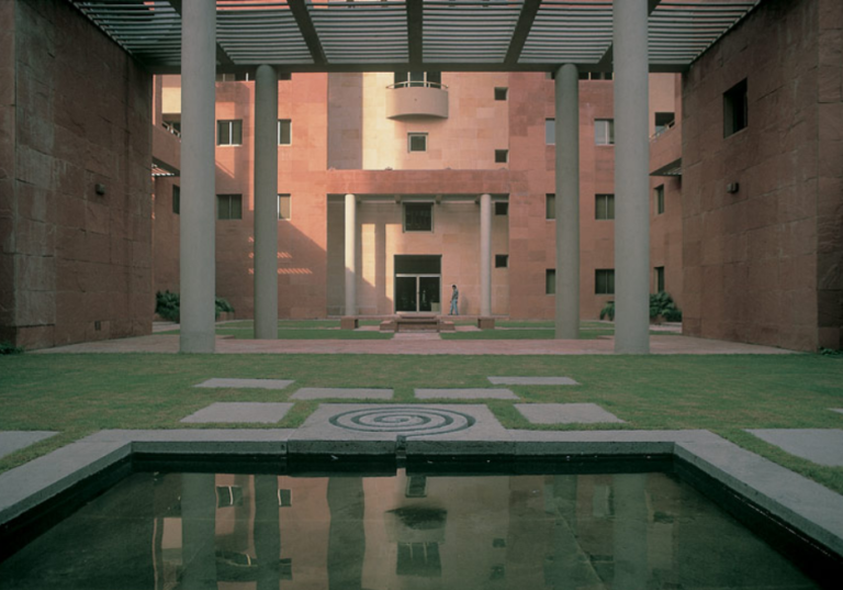 Form Follows Function: 10 Ways To Implement in Modern Design