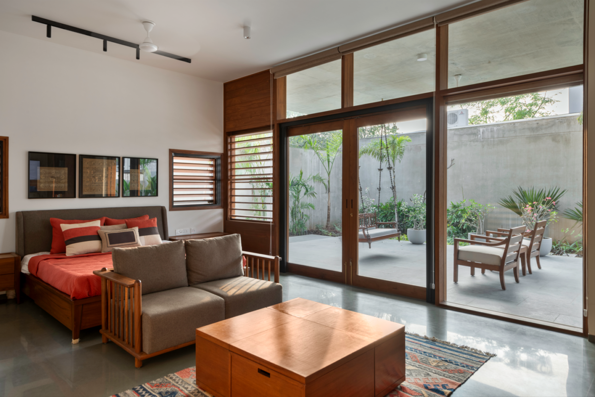 The Hovering Mass Of The Floating Slab Allows An Open Design | Modo Designs