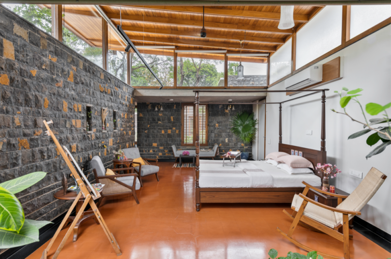 This Indian Farmhouse is Retrieved from an Old Wada (Mansion) | Environ ...