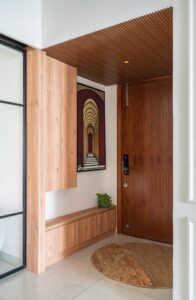 4 Bedroom Apartment Offers A Tranquil Escape From The Urban Frenzy ...