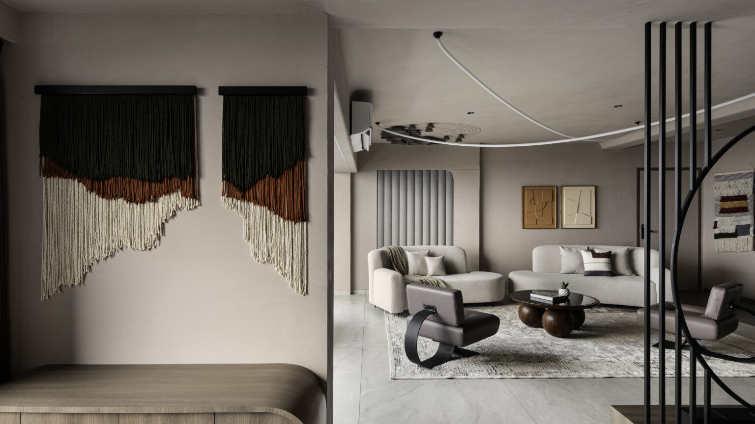 This Seaside House Harnesses The Raw Beauty Of The Coastal Surroundings ...