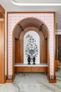 Veneer And Arch Design Takes Centre Stage | The dot’स+ arch