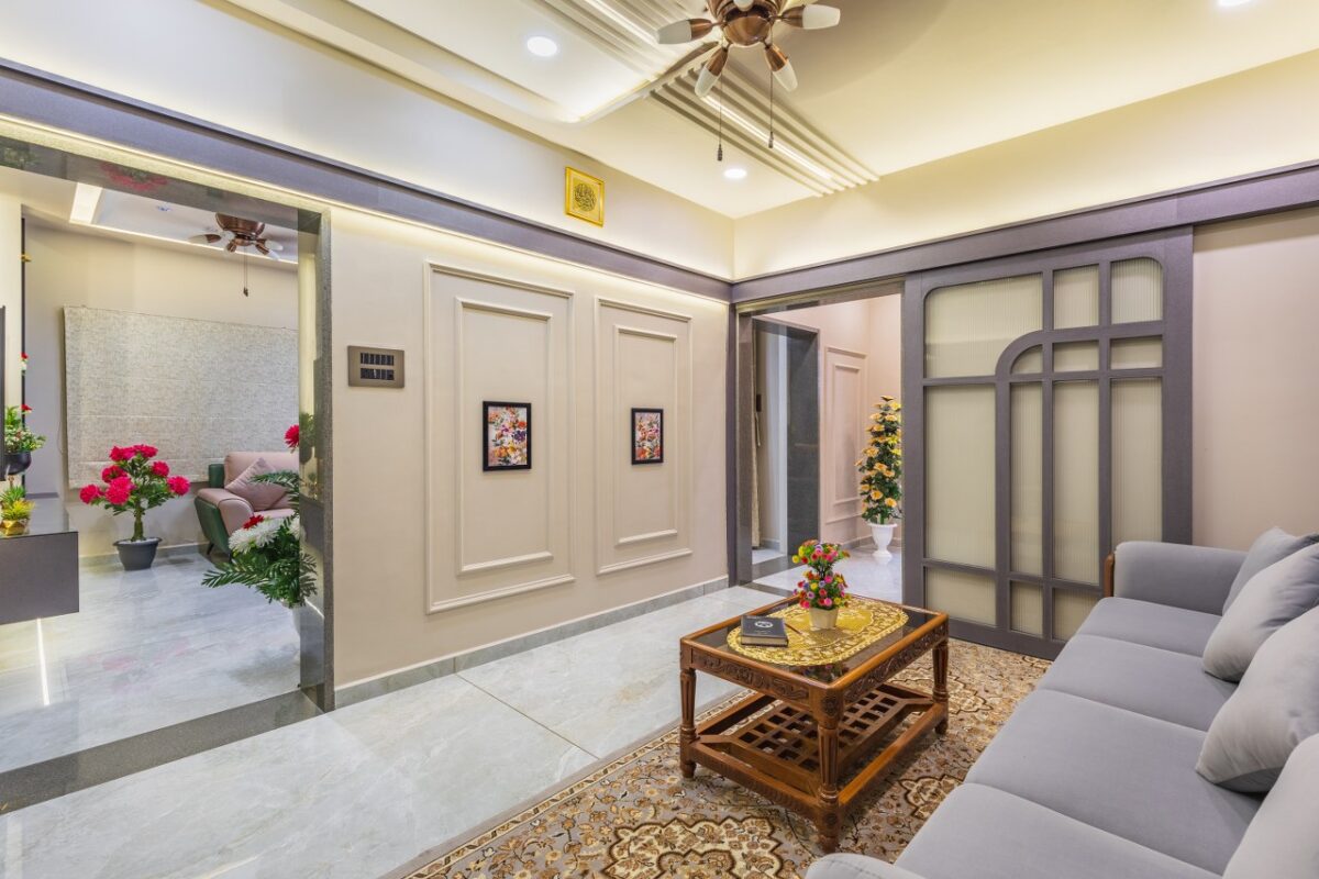 A Contemporary House Interior That Speaks The Language Of Vibrant ...