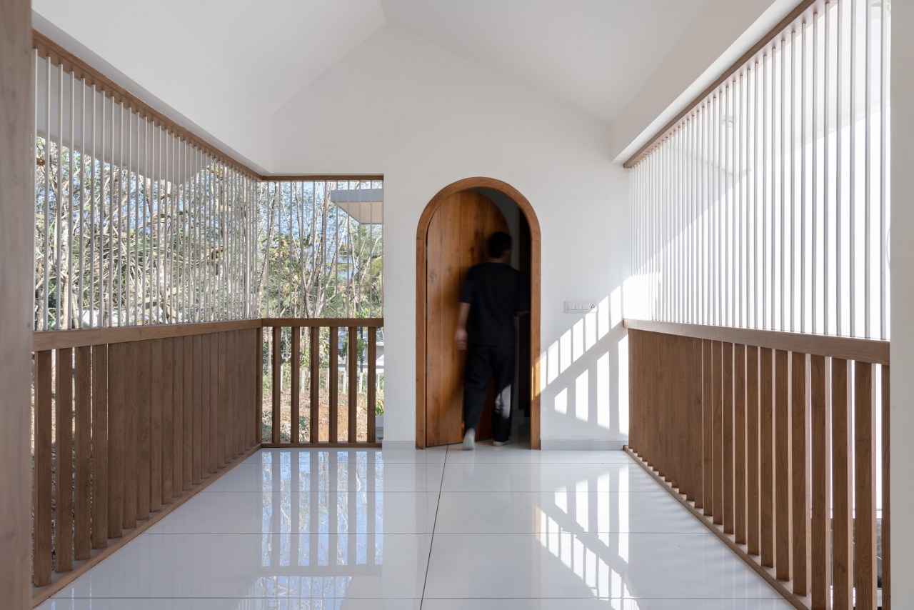 The H-Shaped House Plan Has A Communal And Private Spaces | Malabar ...