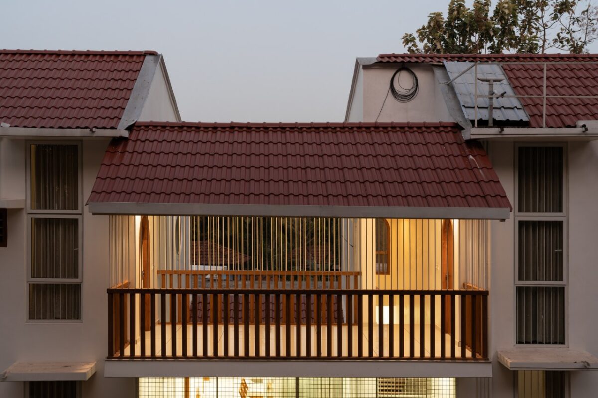 The H-Shaped House Plan Has A Communal And Private Spaces | Malabar ...