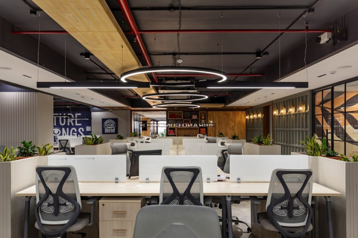 The Interior Design Of Office Create A Seamless Loop Of Circulation ...