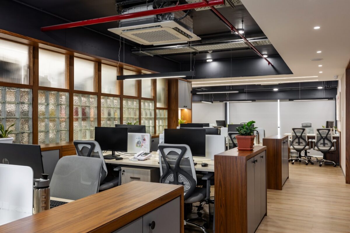 The Interior Design Of Office Create A Seamless Loop Of Circulation ...
