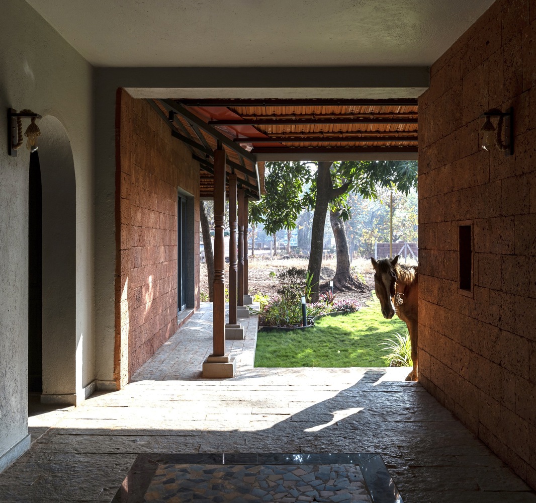 Old House Design Is In A Small Hamlet In The Indian Coast | The ...