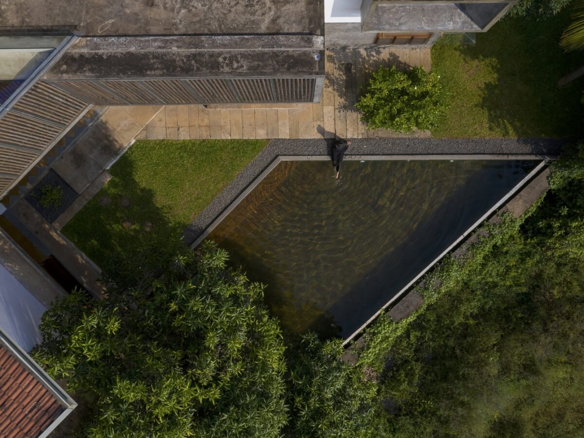 This Paddy House Is A Residence For A Couple With Friends And Family ...