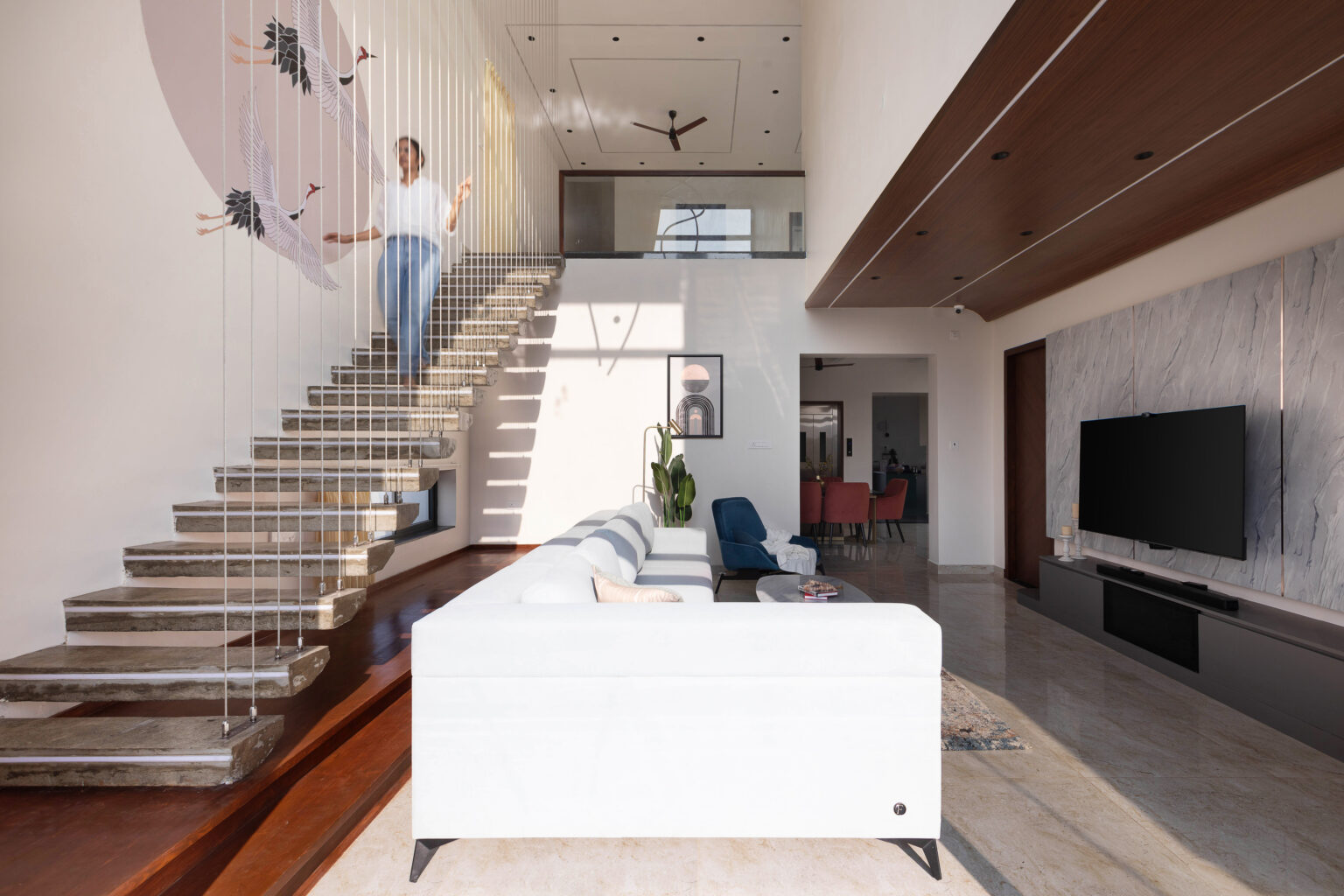 This Three Story Home Design Is A Celebration Of Nature’s Beauty ...