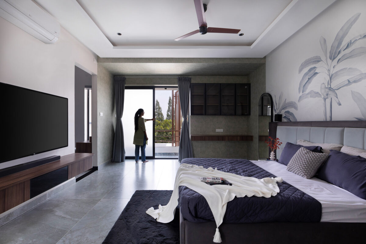 This Three Story Home Design Is A Celebration Of Nature’s Beauty ...