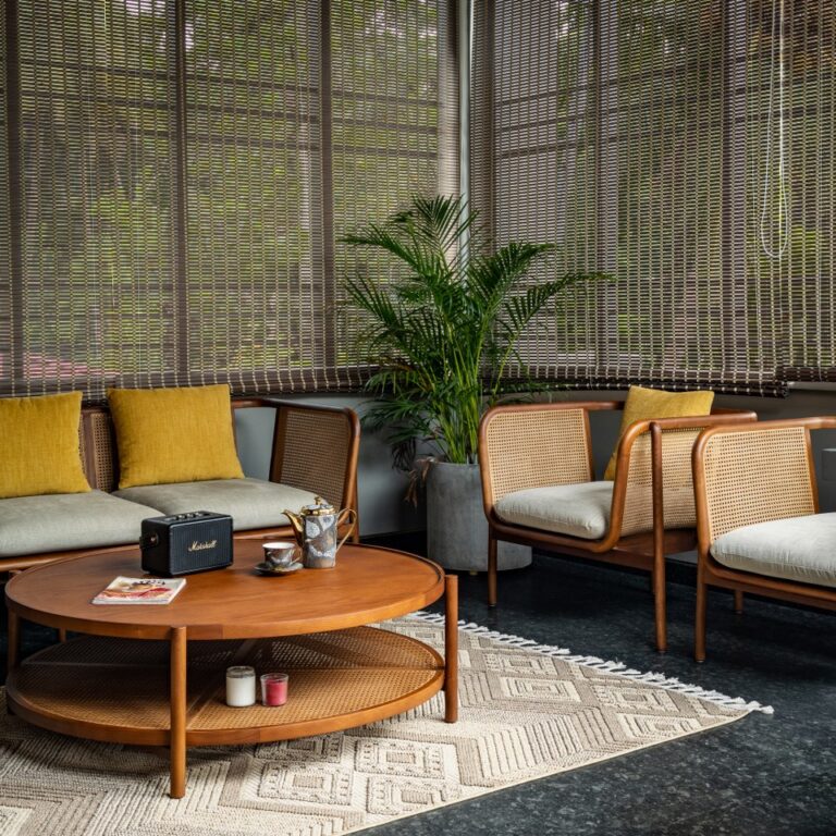 A Quintessential Tropical Modern House Nestled In The Coastal City Of ...