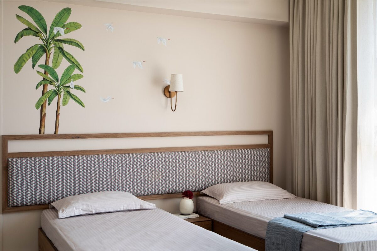 This 3bhk Flat Interior Design Infuses a Touch of South Indian ...