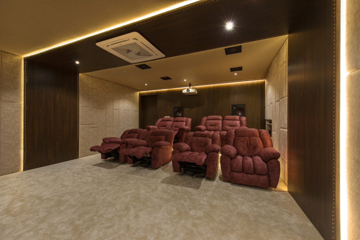 This 10 Bedroom House Design is for a Joint Family | NEW DESIGNER WEB ...