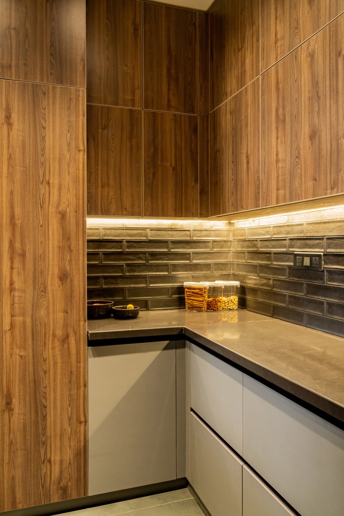 The Interior Of This Modern Indian House Design Has A Warm Earthy ...