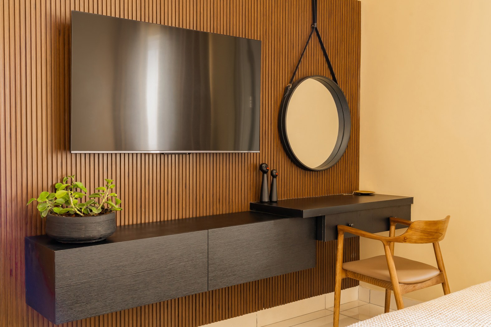 The Interior Of This Modern Indian House Design Has A Warm Earthy ...