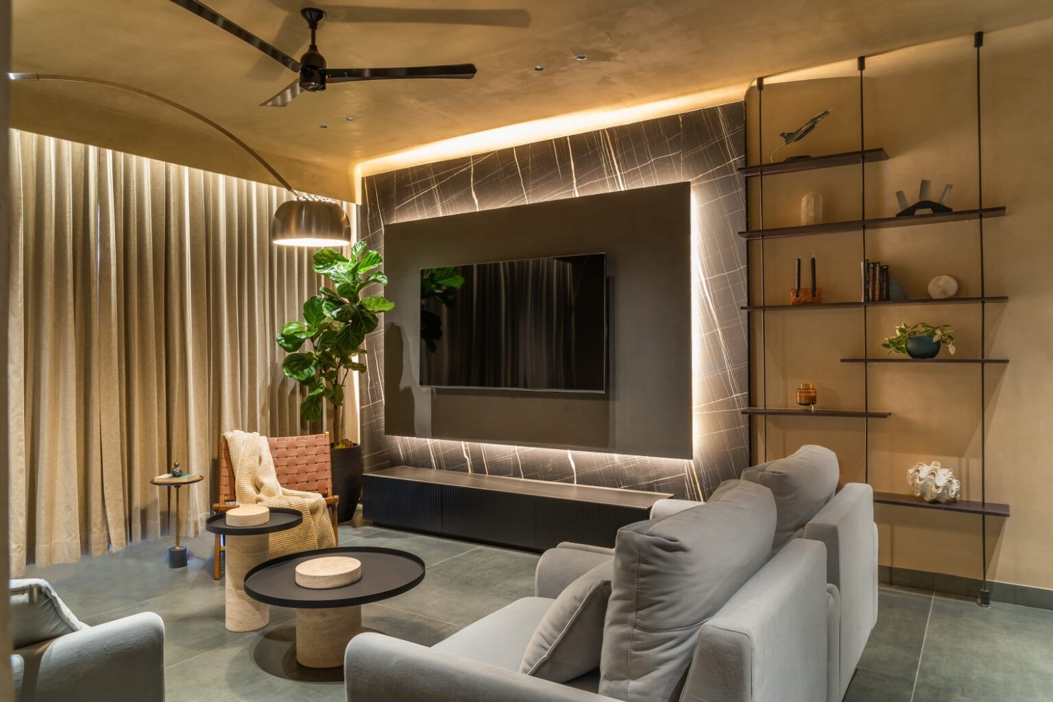 The Interior Of This Modern Indian House Design Has A Warm Earthy ...