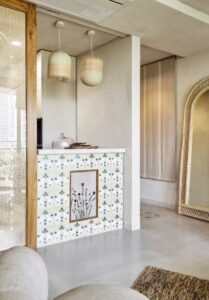 20 Breakfast Counter Designs: Amazing Indian Kitchen Choices