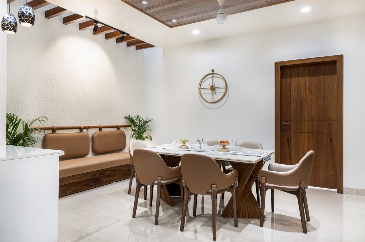 This Comfortable House is a Place to Unwind with Space for their Son to Play | Studio Barikee