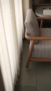 This Contemporary Minimalist House Blends With Calm Simplicity ...