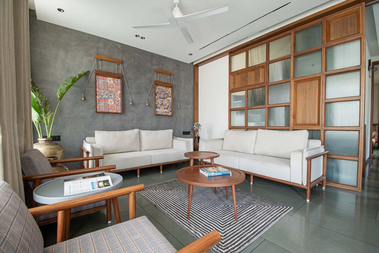 This Contemporary Minimalist House Blends With Calm Simplicity ...