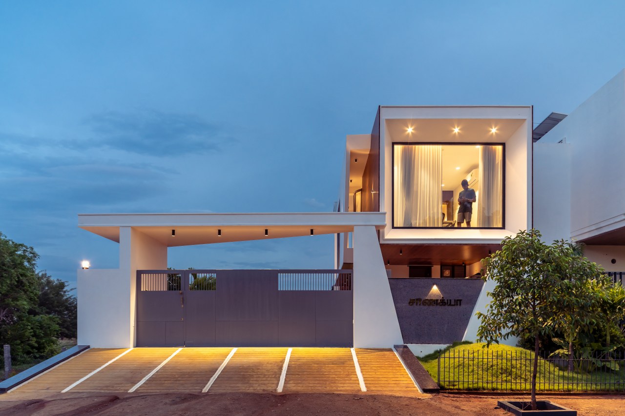 This Courtyard House Plan Stands as a Testament to Architectural ...