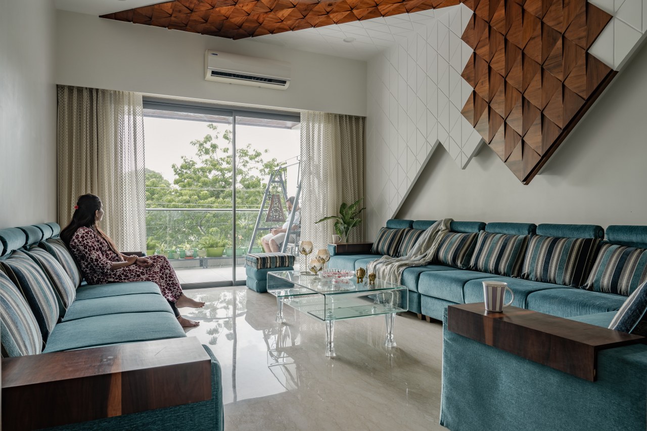 This Modern Four-bedroom Apartment Uses Complex Geometrical Patterns ...