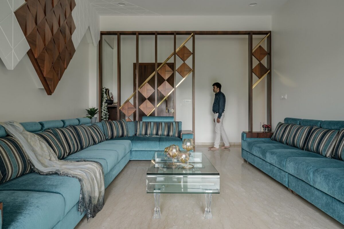 This Modern Four-bedroom Apartment Uses Complex Geometrical Patterns ...