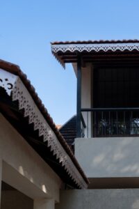 Redesign of 125-year-old Generational House Blends Modernity and ...