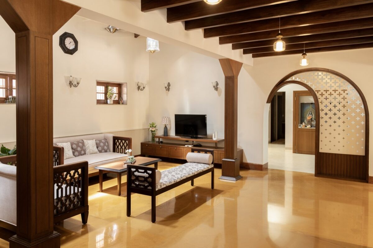 Redesign of 125-year-old Generational House Blends Modernity and ...