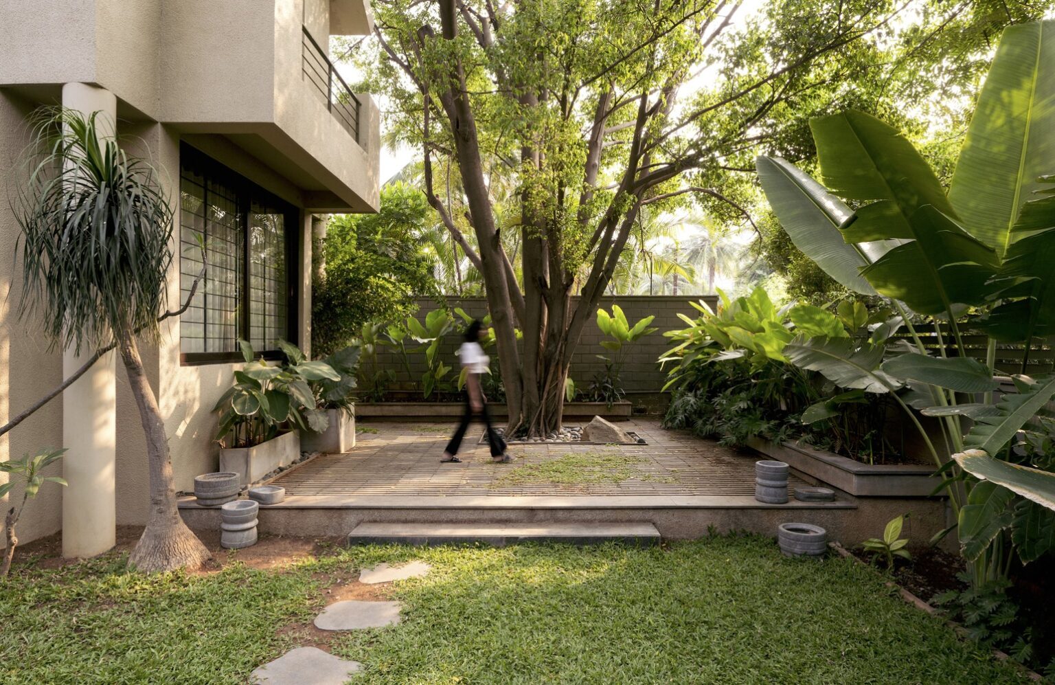 This Hyderabad Home was Built on the Backyard of the Property | Dev ...