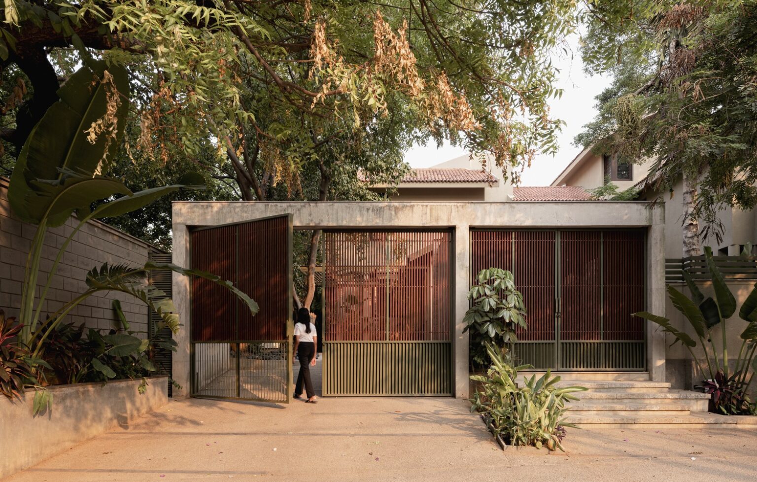 This Hyderabad Home was Built on the Backyard of the Property | Dev ...