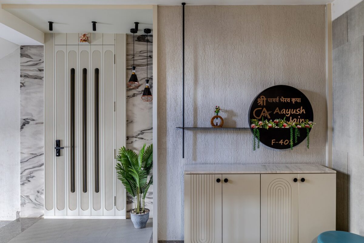 The Whole Interior Design Theme Differs From One Space To Another | The ...