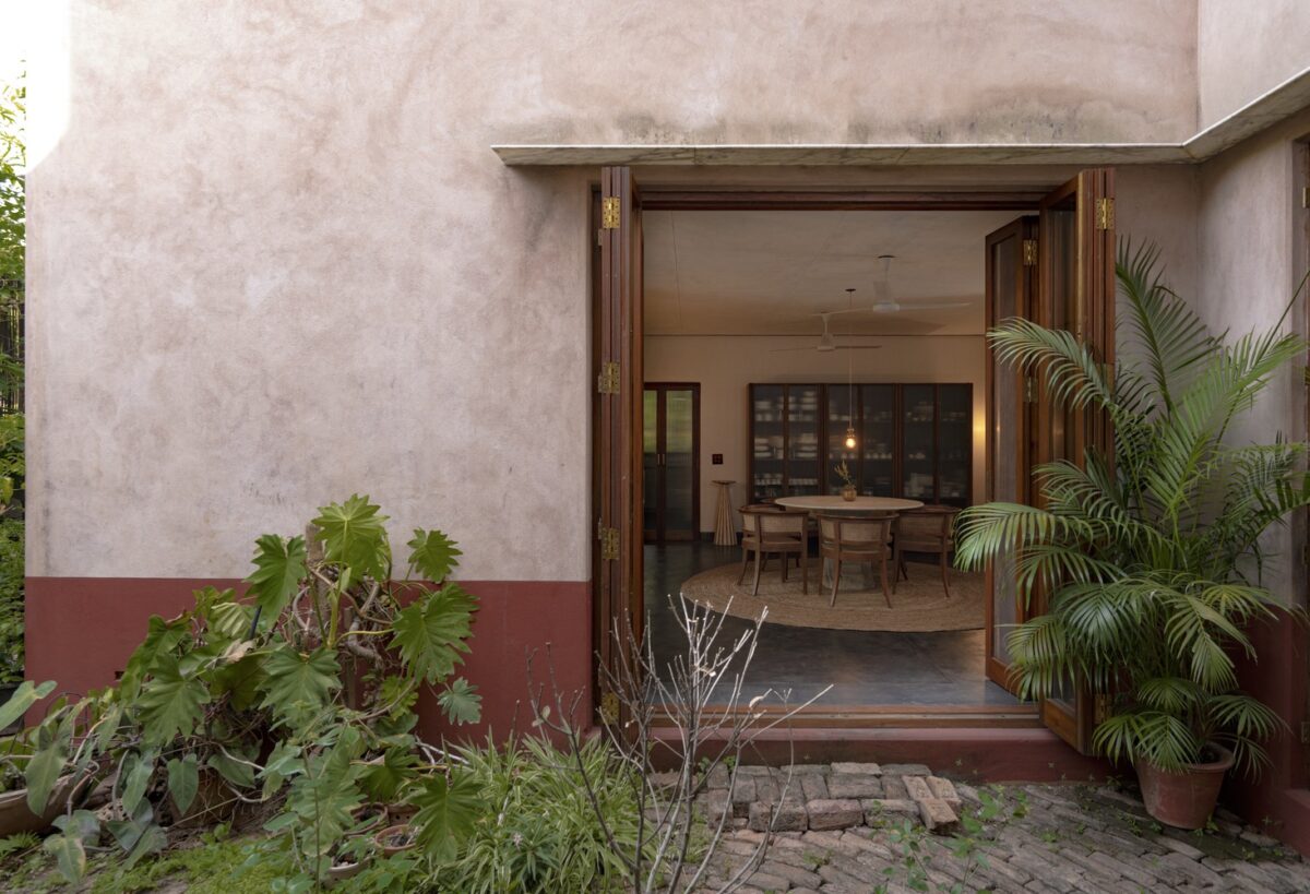The Home of Lime Plaster walls and Agrarian Roots | Nowhere