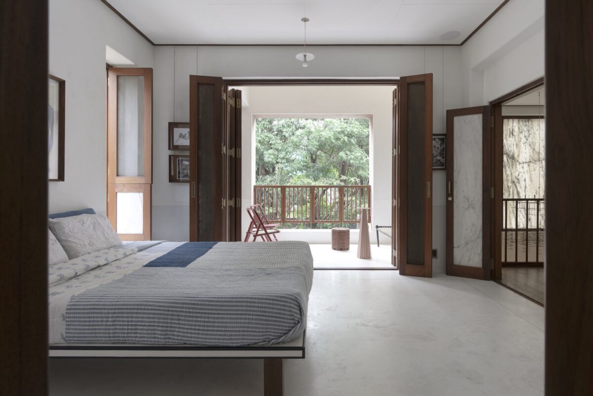 The Home of Lime Plaster walls and Agrarian Roots | Nowhere