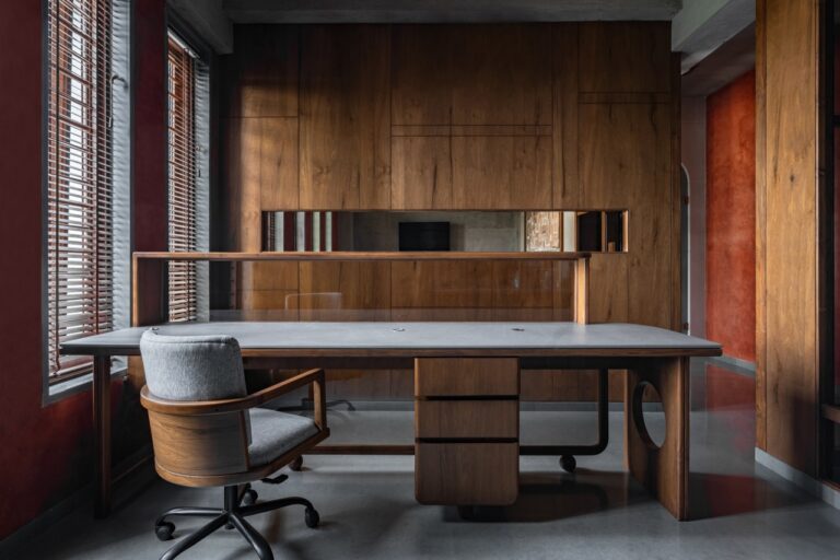 This Modern Office Interior Design is a Reimagination of Workspaces ...