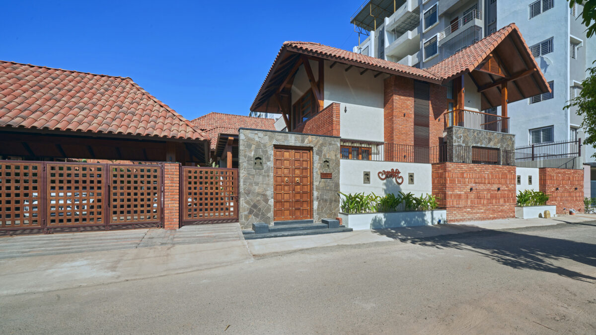 This Modern Tropical House is Nestled in a Dense Residential Colony ...