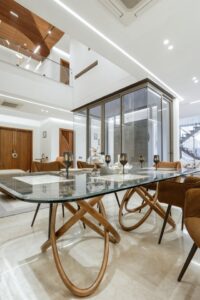 A Studio House Design Which Minimizes Internal Walls To Maximise ...