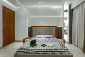 A Studio House Design Which Minimizes Internal Walls To Maximise ...