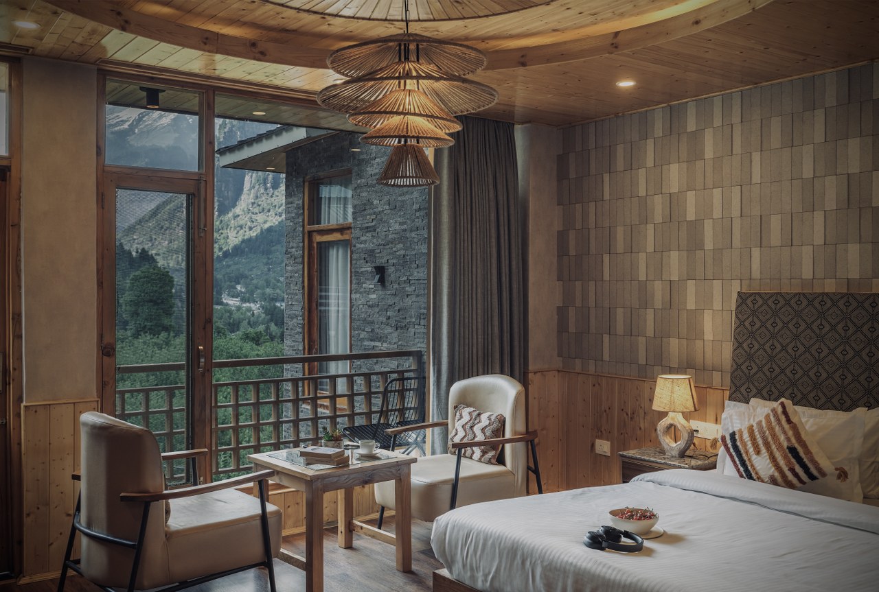 This Zostel in Manali Draws Inspiration From The Majestic Peaks | Space ...