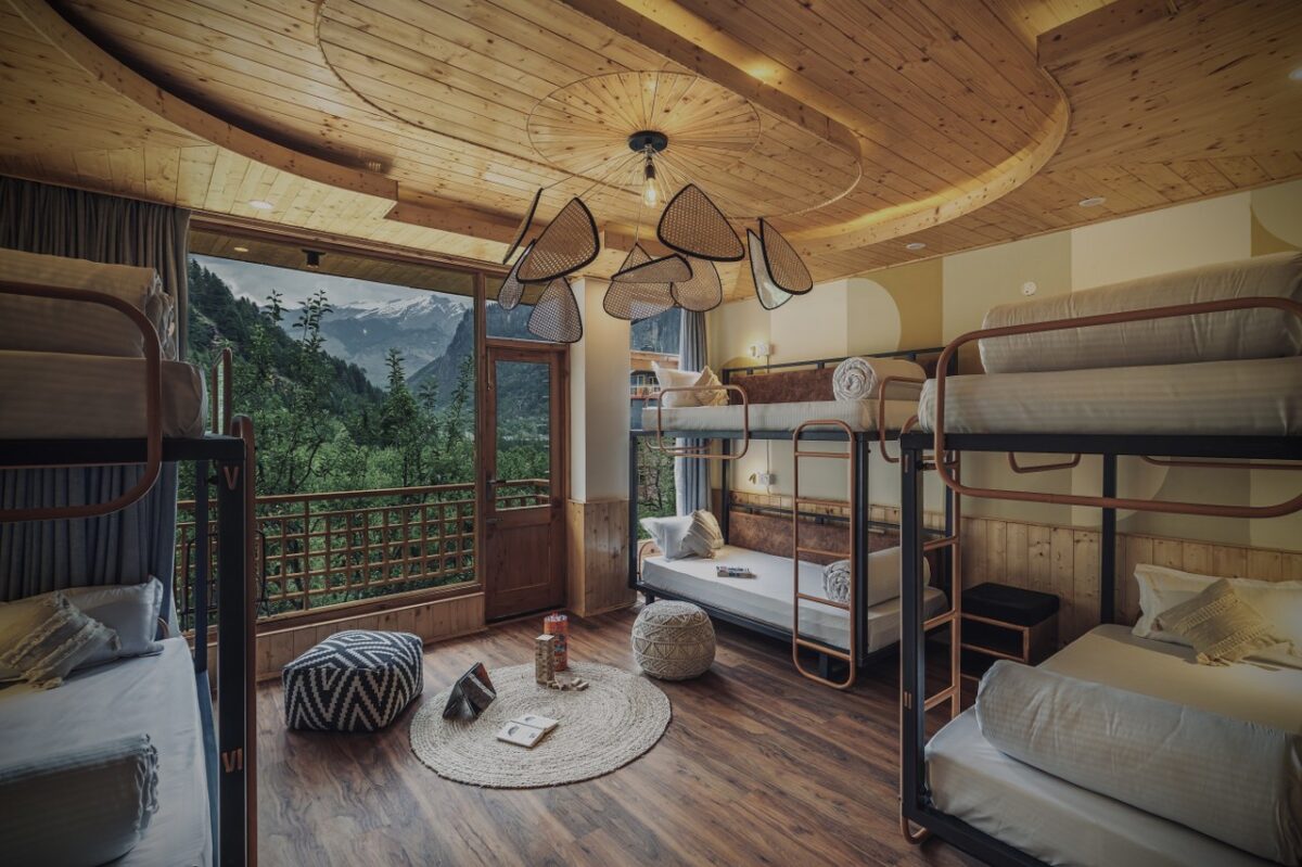 This Zostel in Manali Draws Inspiration From The Majestic Peaks | Space ...