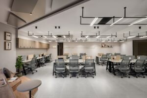 This IT Office Interior Design Epitomises Modern Workspaces | ARSCAPE ...