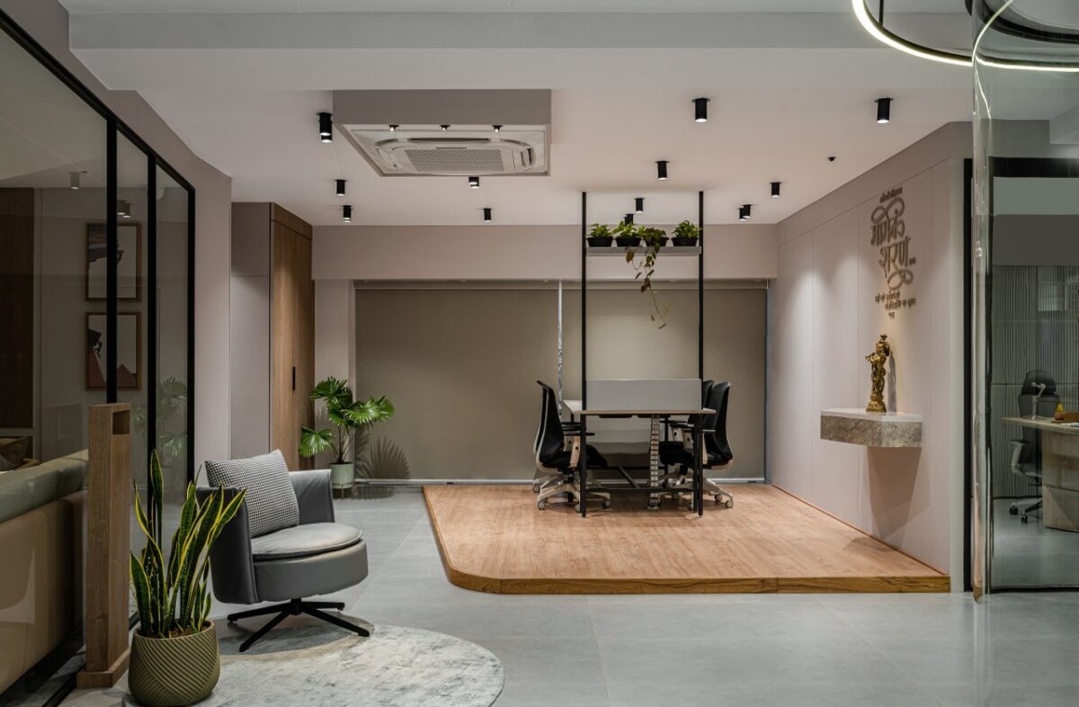 This IT Office Interior Design Epitomises Modern Workspaces | ARSCAPE ...