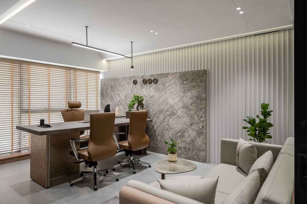 This IT Office Interior Design Epitomises Modern Workspaces | ARSCAPE ...