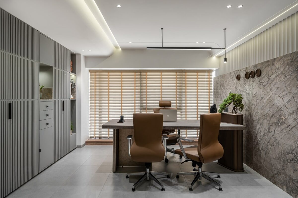 This IT Office Interior Design Epitomises Modern Workspaces | ARSCAPE ...